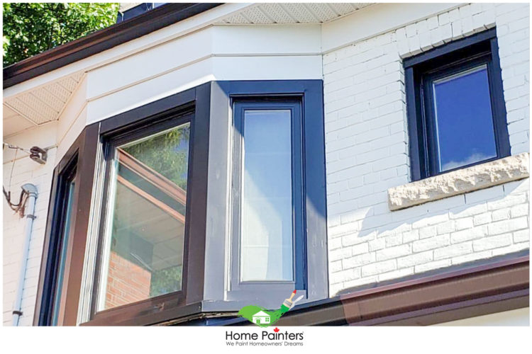 What Kind of Paint to Use on Vinyl Windows & Trims?